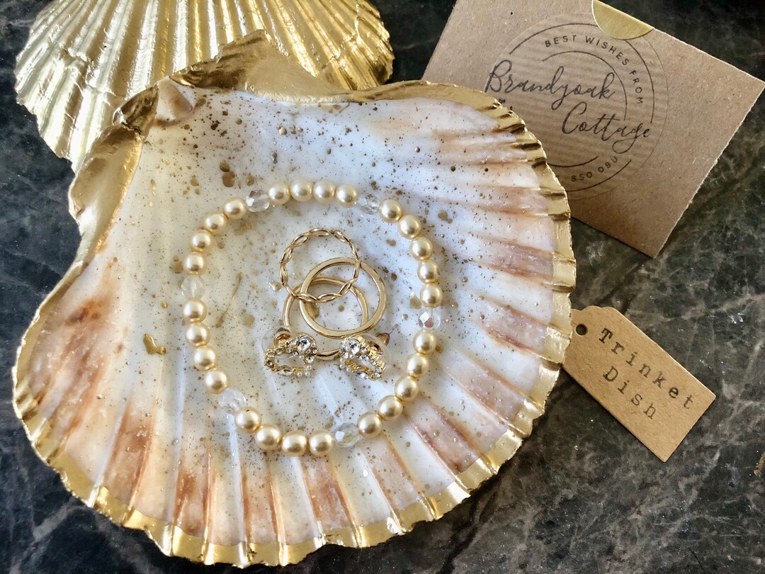 Gilt Edged Golden Scallop Shell Trinket Dish Spatter Design | Gold ...