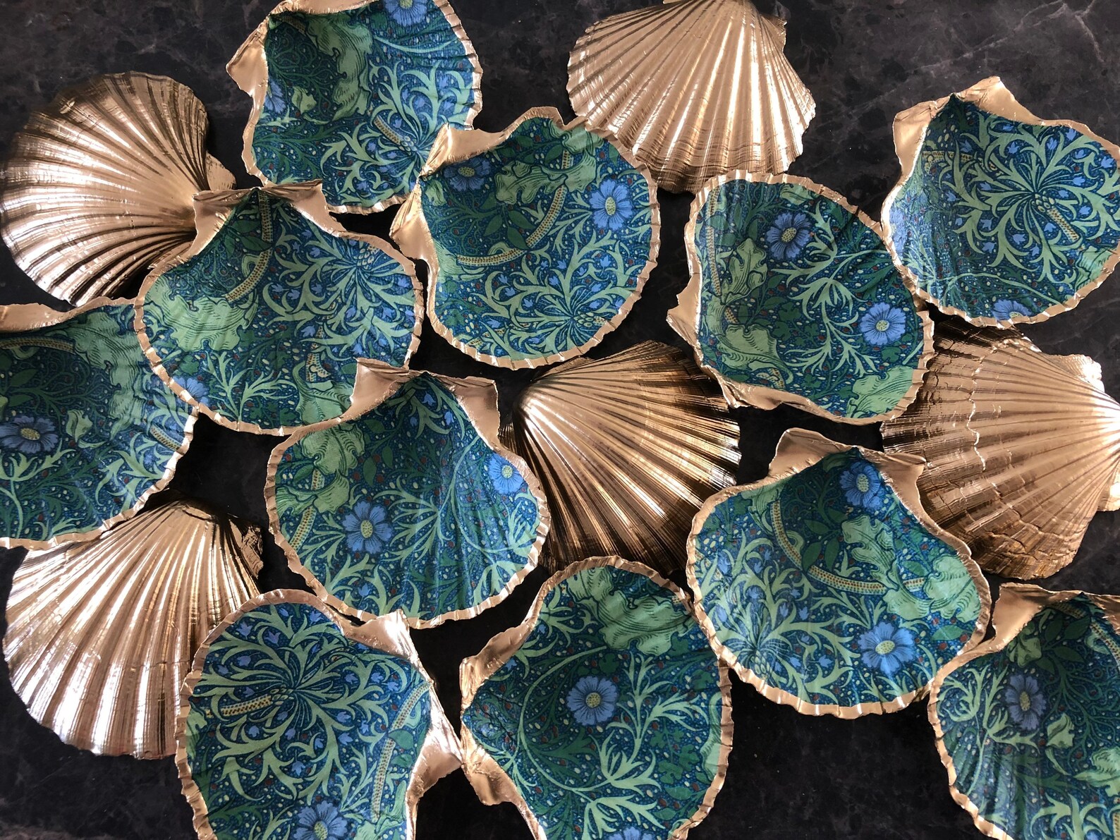 Bulk William Morris Shells Wedding Favours from 8.50GBP Shell | Etsy