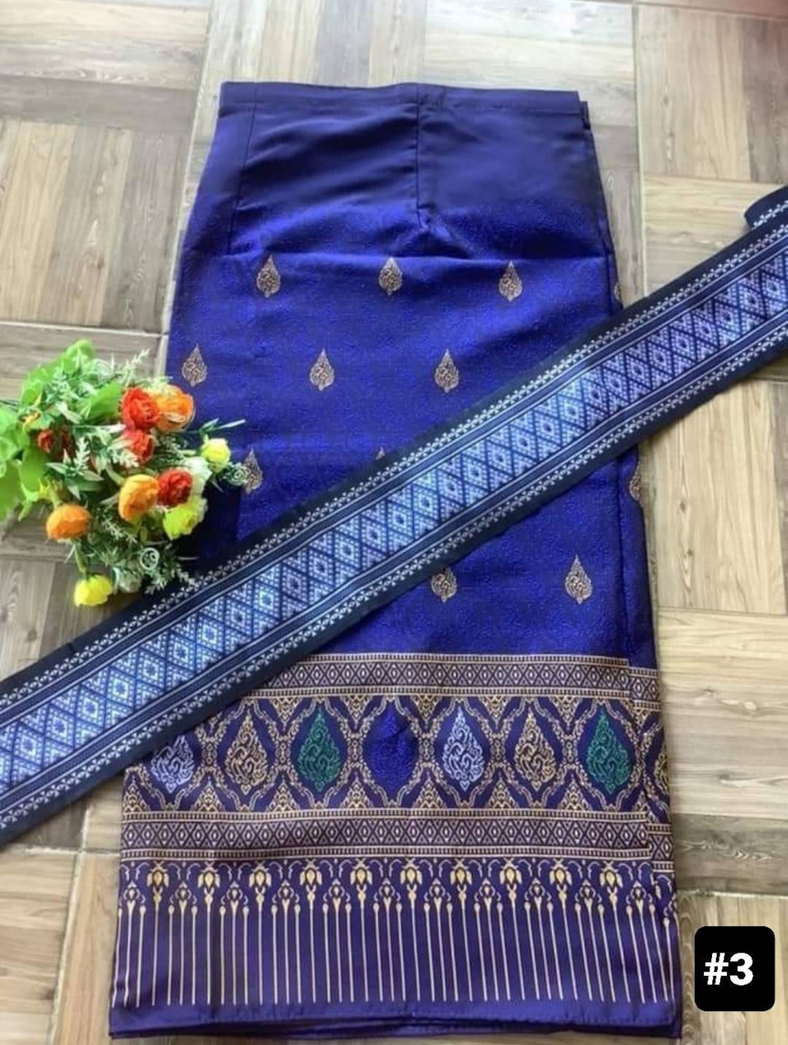 Beautiful Laos sinh and Sabai Set of Lao skirt and sash Lao | Etsy