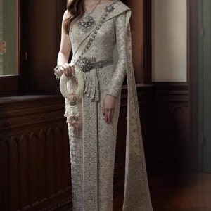 Couture: Thai Prayuk Dress Thai/khmer Traditional Wedding Dress ...