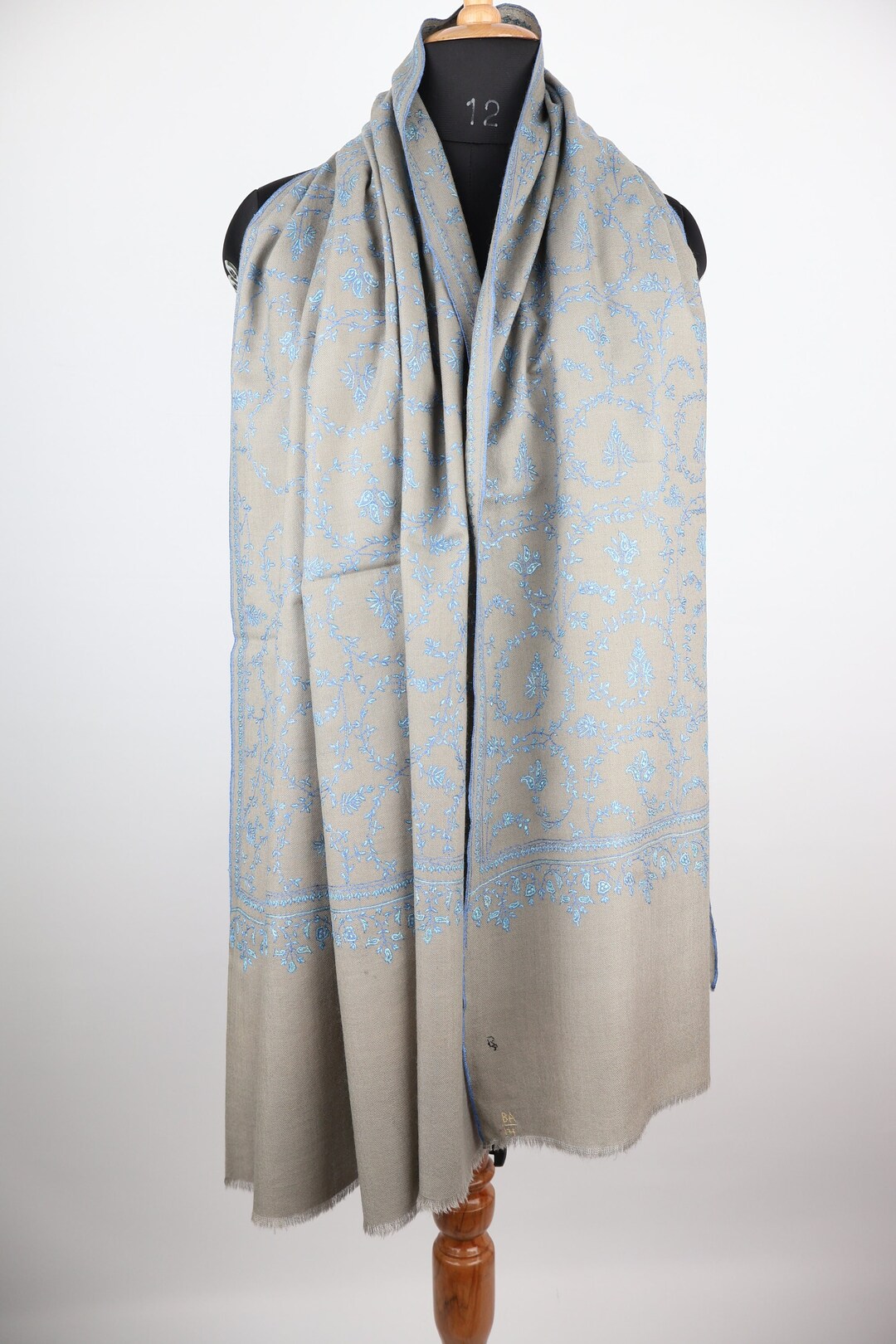 Pure Pashmina Natural Grey Fine Embroidered Kashmiri Shawl,real ...