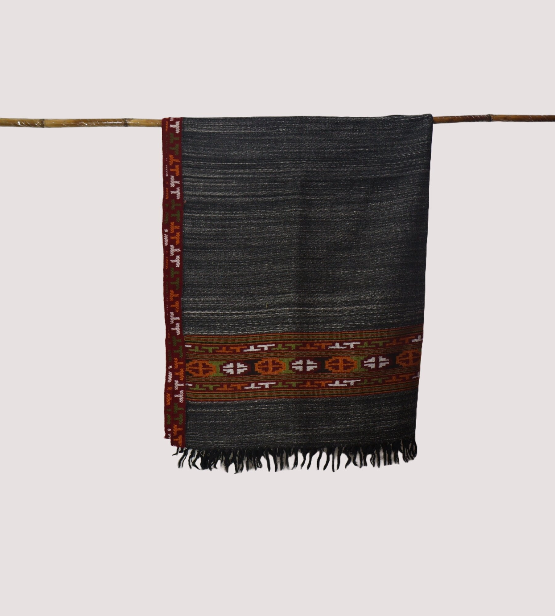 Pure Yak Wool T Border 80 Pure Yak Wool T Border 80
