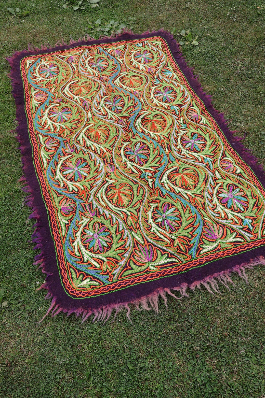 Kashmiri Handwoven Namda Rug – Cozy Woolen Rectangular Carpet ...