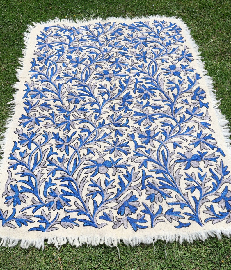 Artisan Kashmir Namda Rug | Felted Hand Embroidered Rugs |vibrant ...