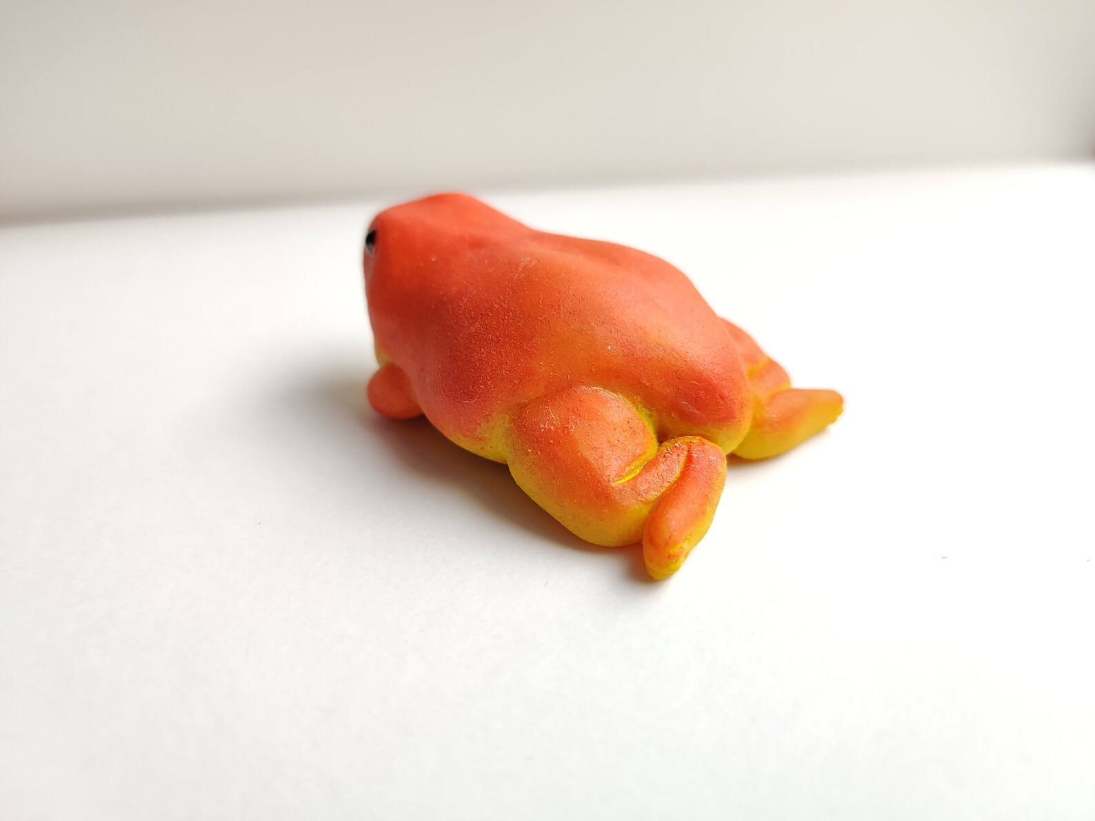 Hand Sculpted Polite Frog Any Colour - Etsy