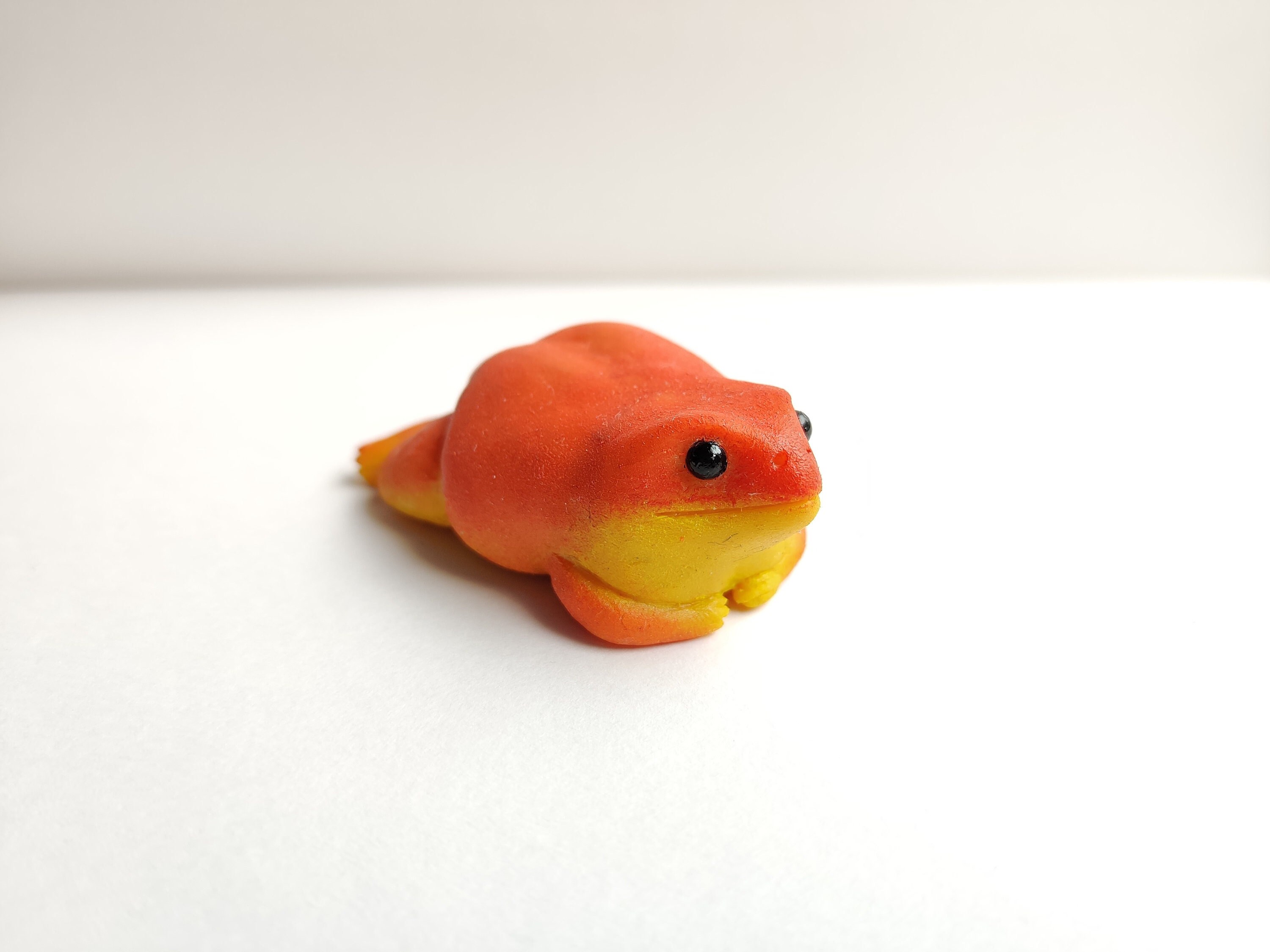 Hand Sculpted Polite Frog Any Colour - Etsy