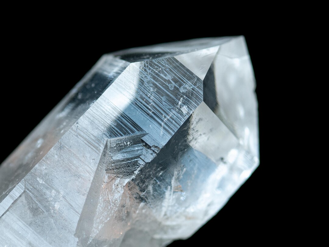 Arkansas Quartz Crystal Point – Clear Elestial Keyhole Lemurian - Etsy