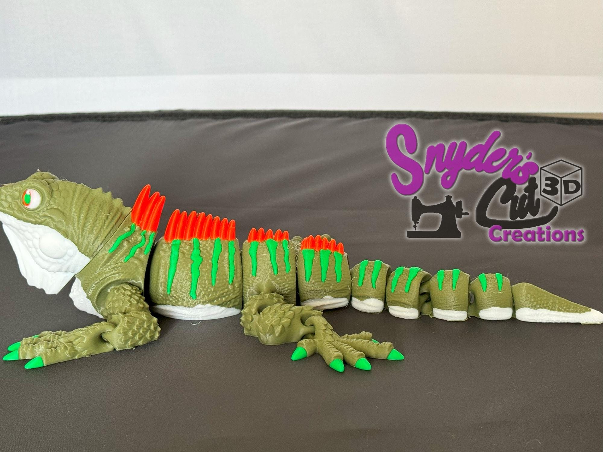 3D Printed Iguana Designed by Toonz Factory - Etsy