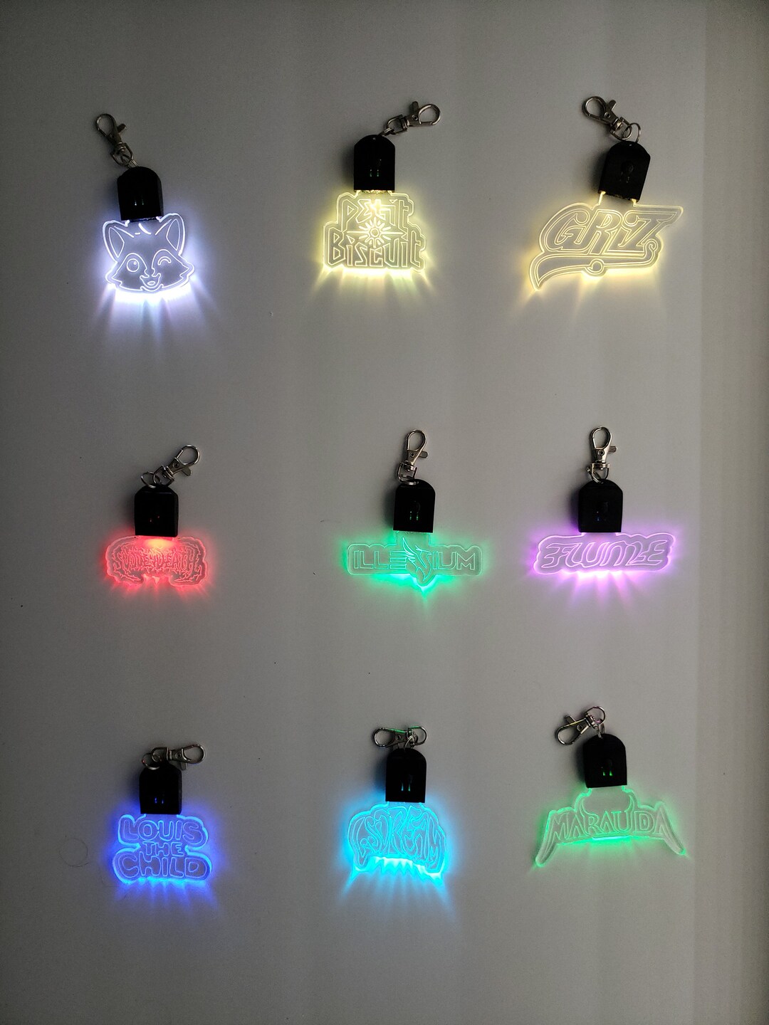 Unleash Your Inner Glow With the USB Rechargeable EDM Hand-carved Multi ...