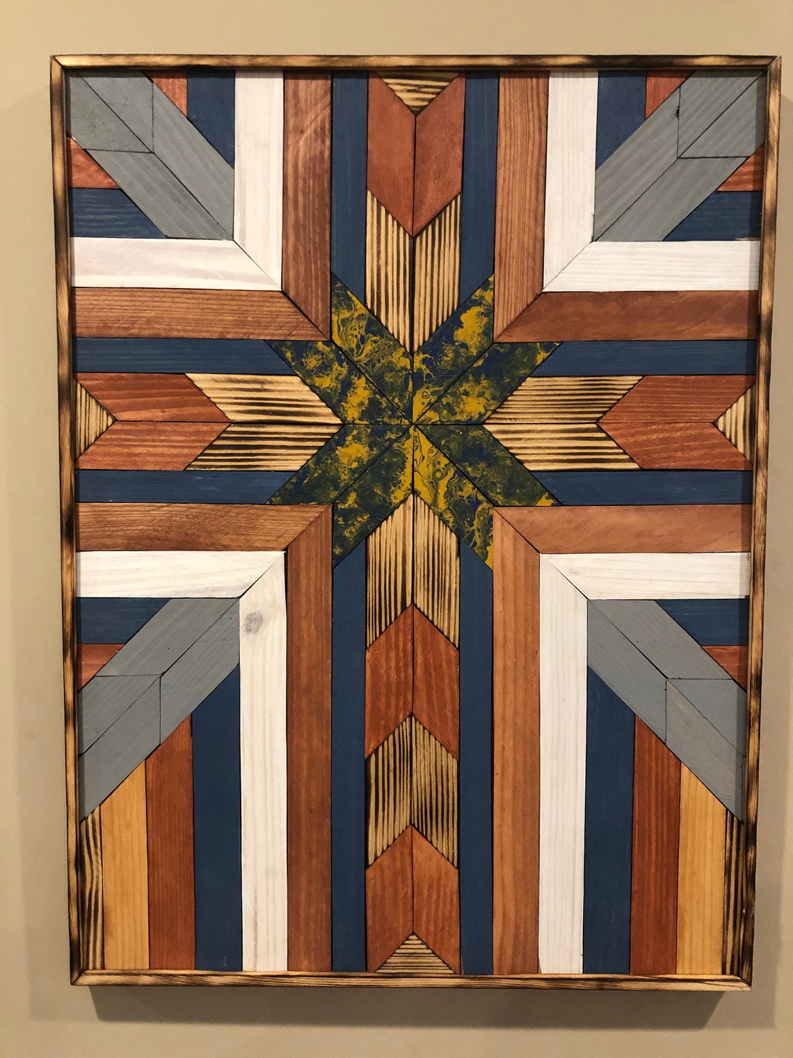 Cross Barn Quilt Wall Décor - Etsy