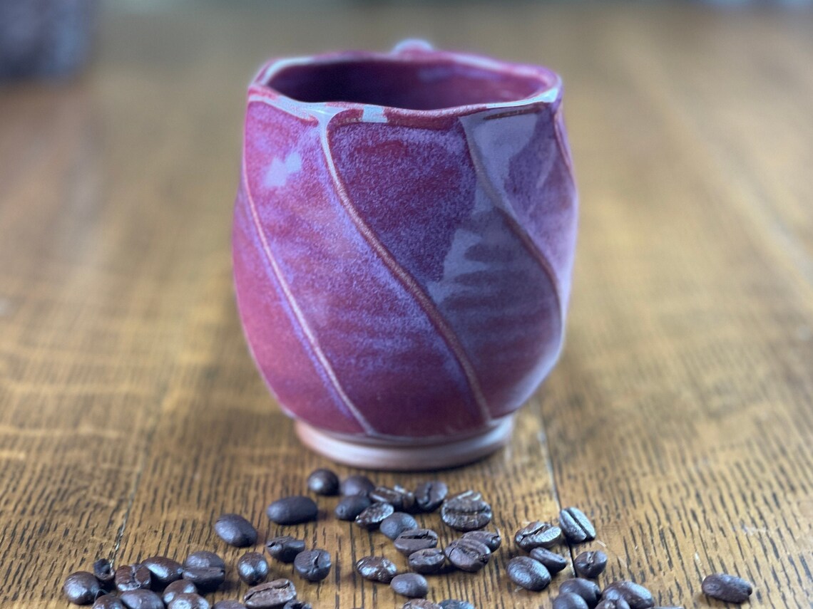 Faceted Pottery Coffee/tea Mug in Raspberry Glaze - Etsy