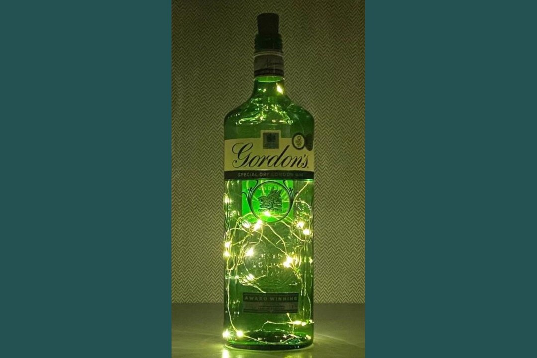 Gordons Gin 1L Bottle Lamp | Warm LED Lights | Light up Gin Bottle ...