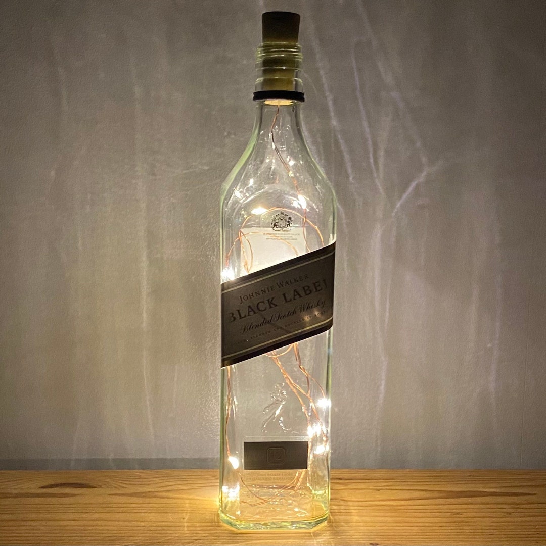 Johnnie Walker Black Label Whiskey Bottle Lamp | Warm/bright LED Lights ...