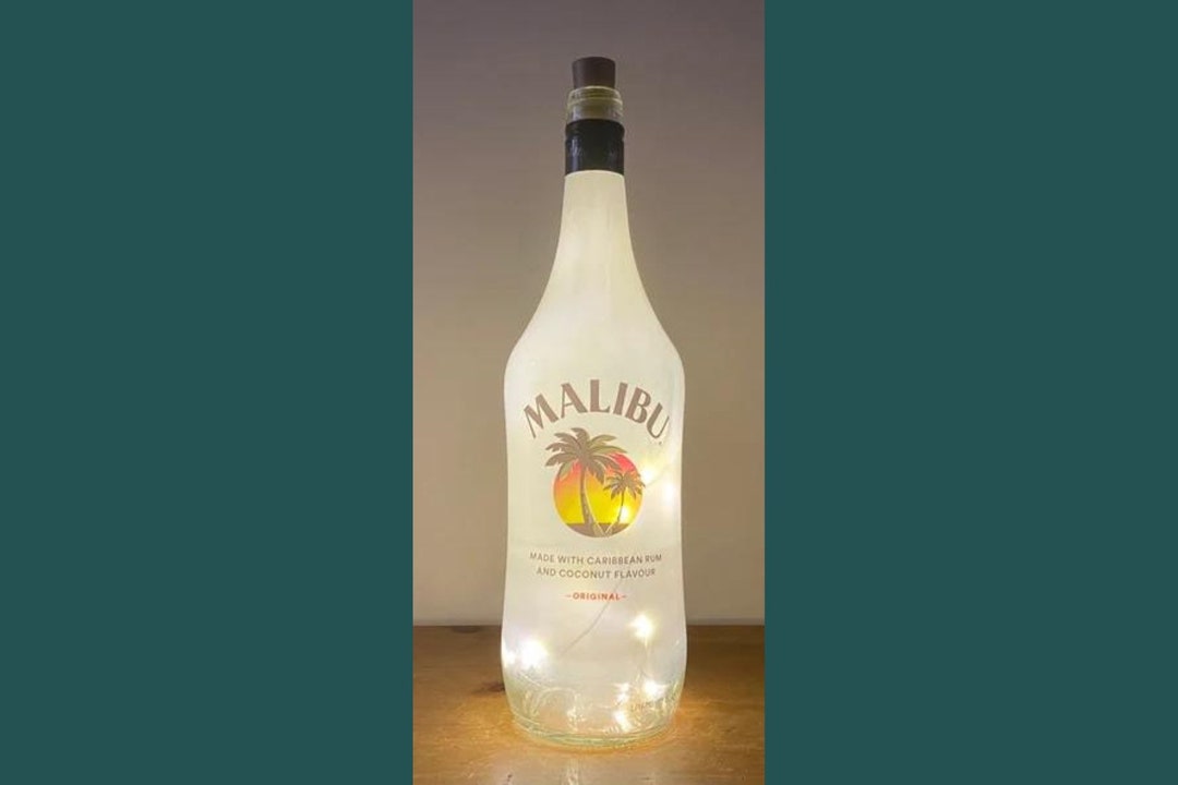 Malibu Rum 1L Bottle Lamp Warm / Bright LED Lights Light up Rum Bottle ...