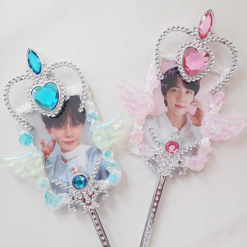 Pc Holder Princess - Etsy