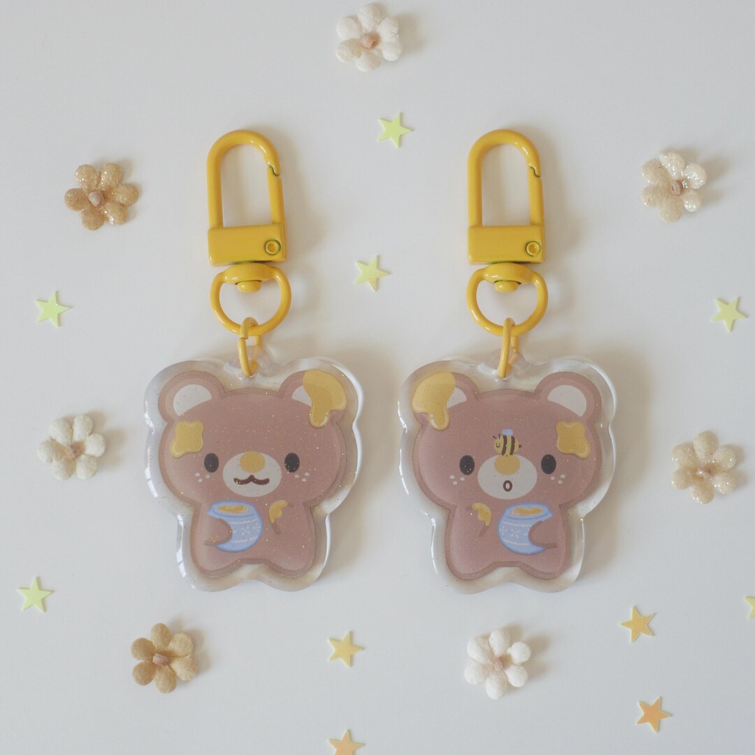 Honey Bear Keychain | Epoxy Keychain | Cute Bear | Cute Keychains - Etsy