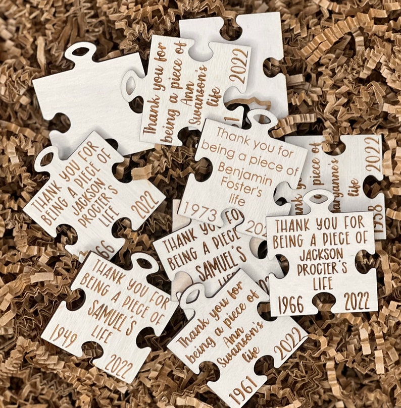 Personalized Puzzle Piece Celebration of Life Keepsake - Etsy