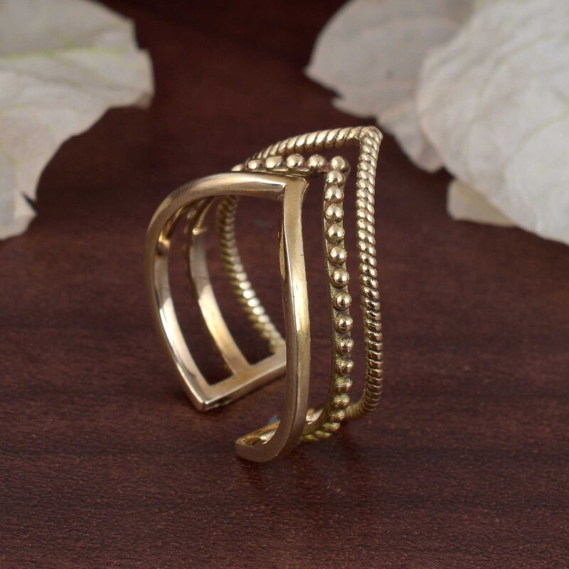 Chevron Ring - Etsy