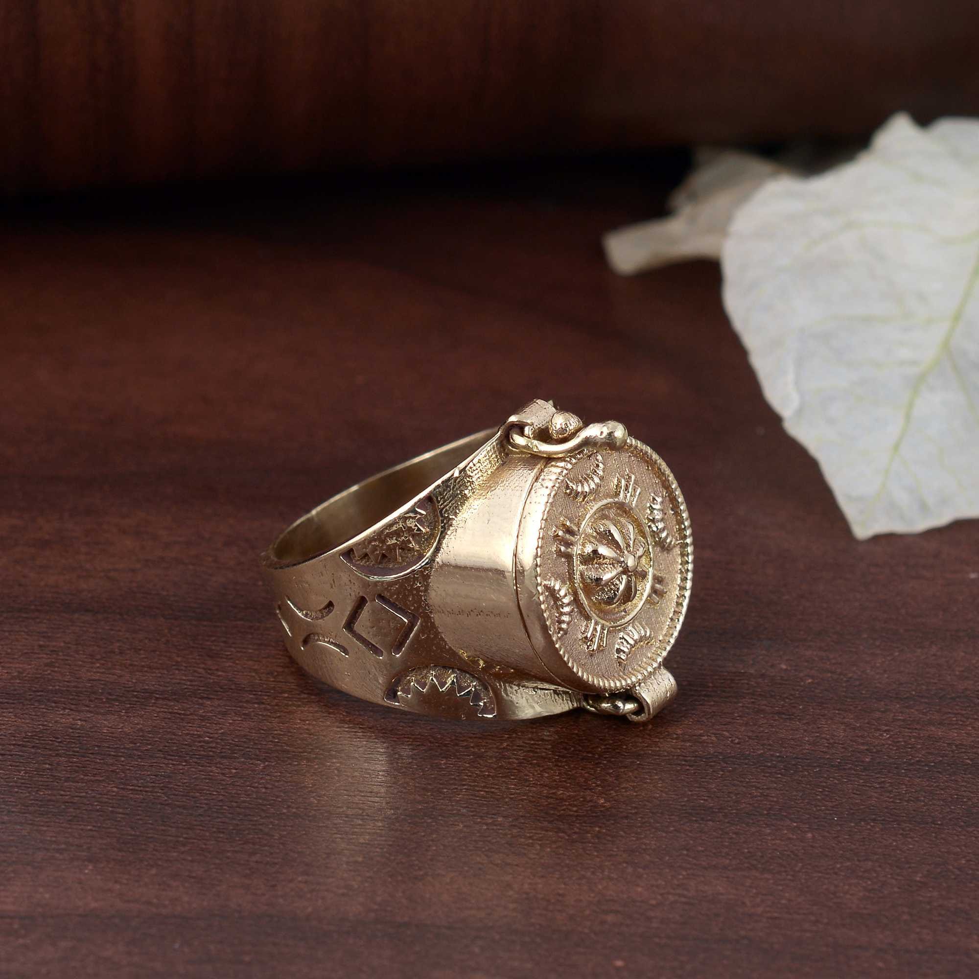 Poison Ring Secret Box Ring Secret Compartment Ring - Etsy