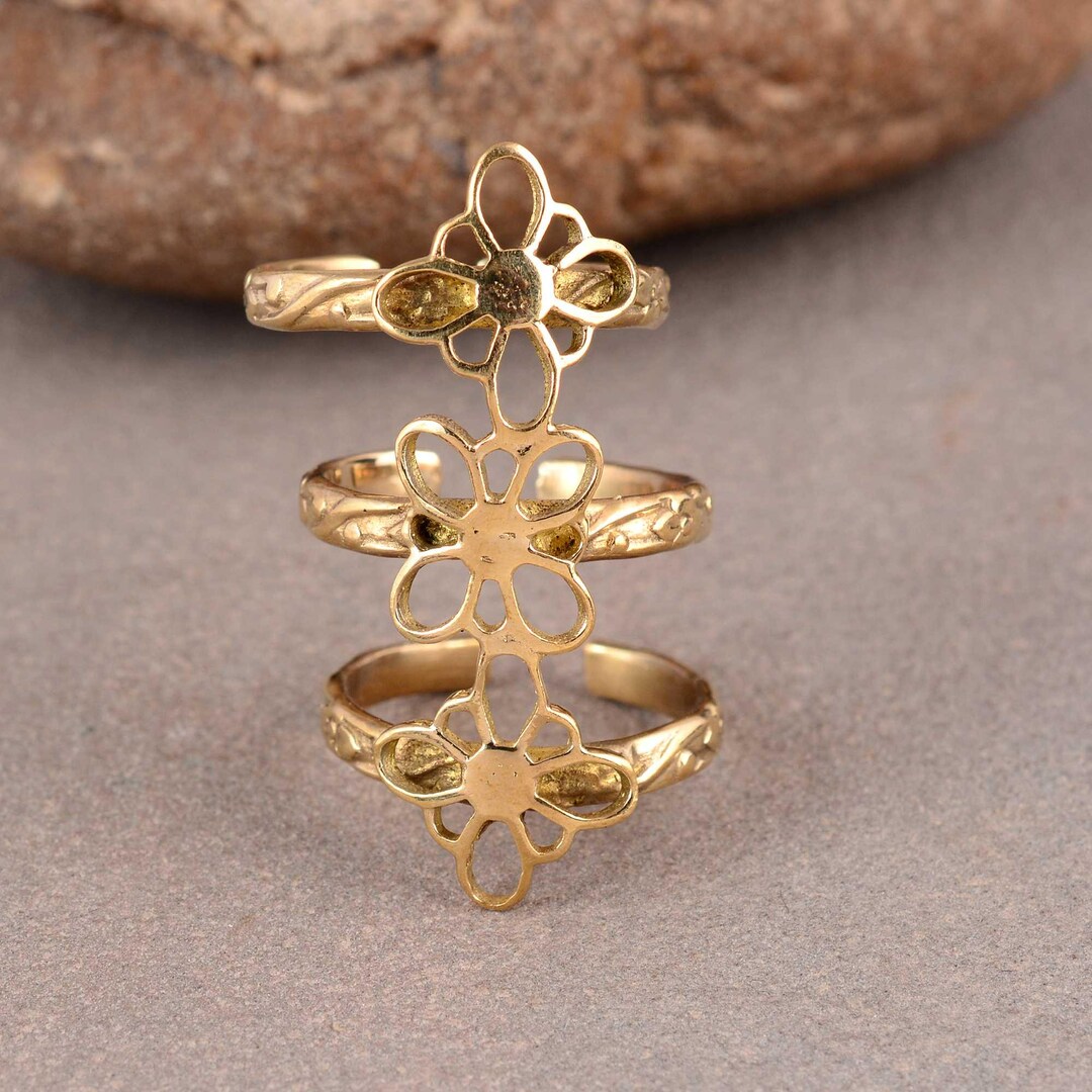 Gold Flower Finger Splint: Adjustable Arthritis Ring - Etsy UK