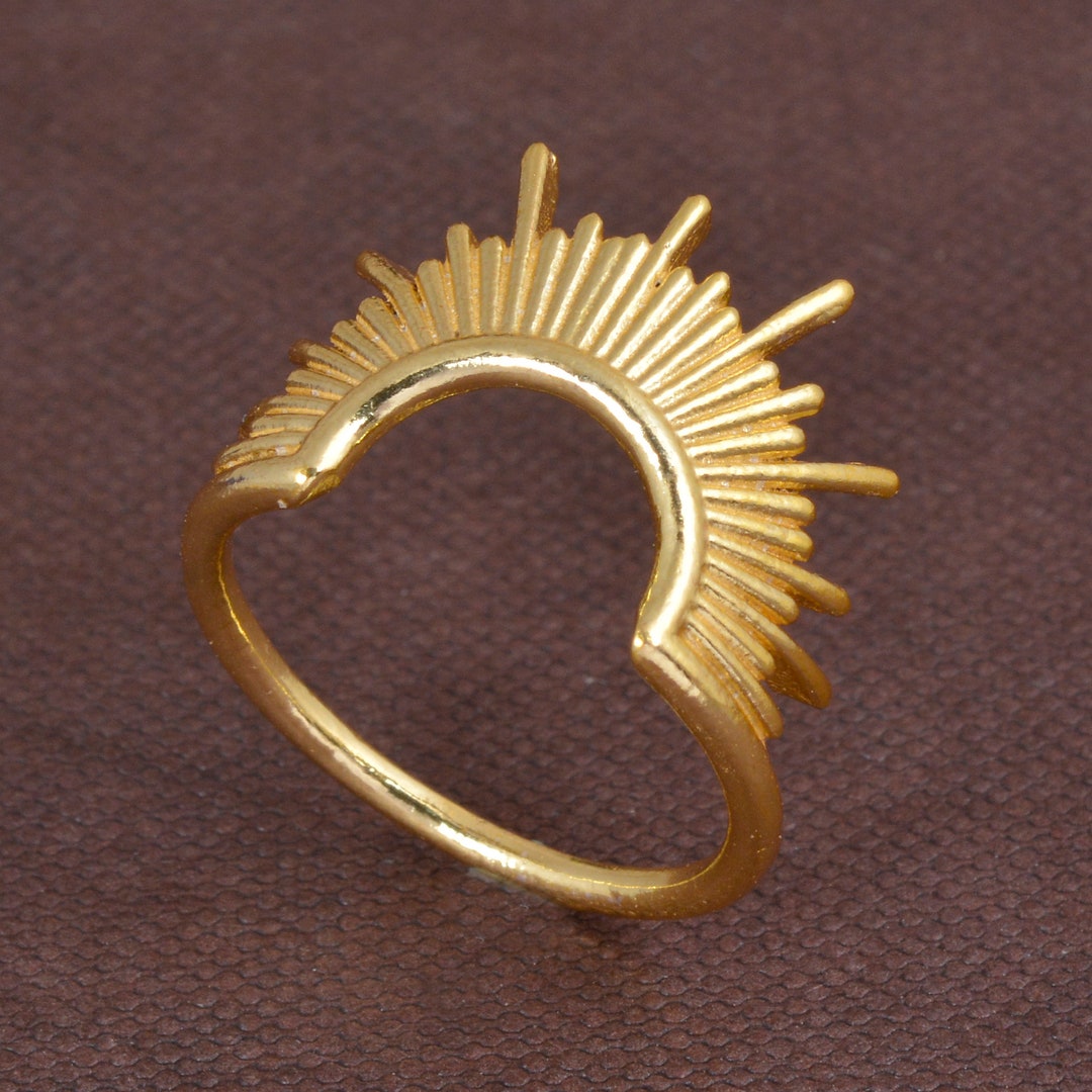 Vintage Brass Sun Ring: Celestial Boho Jewelry - Etsy