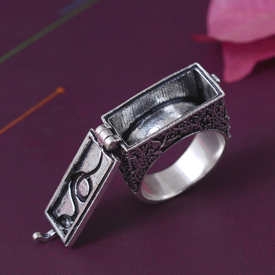 Silver Plated Snake Box Ring: Secret Stash Serpent Ring - Etsy