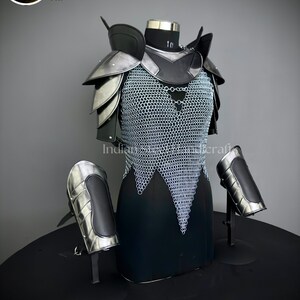 Knight Brave Female Armor, Gorget, Pouldron Armor, Chaianmail Stylish ...