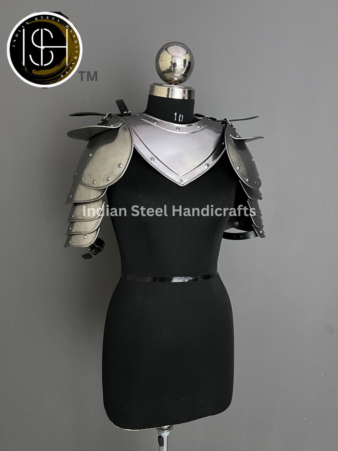 Knight Brave Female Armor, Gorget Pouldron Armor,cosplay Armor, Sca ...