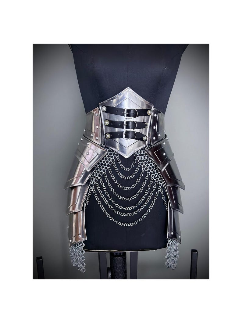 Brave Lady Armor Set: Medieval Corset & Chainmail Skirt - Cosplay LARP ...