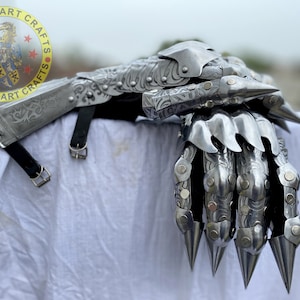 Medieval Knight Gauntlet Armor Fantasy Gloves Armor Etching - Etsy Canada