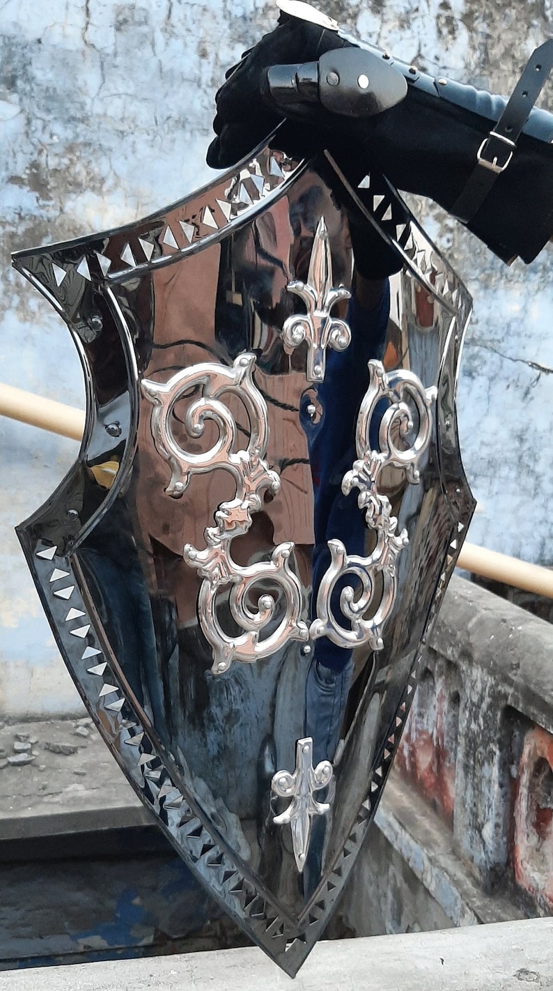 Medieval Knight Shield: Stainless Steel LARP Cosplay Armor - Etsy