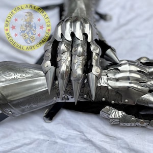 Etched Steel Knight Gauntlets: Medieval SCA LARP Armor Gloves - Etsy