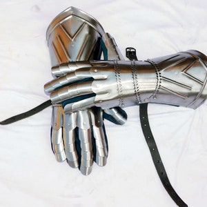 Gothic Gauntlet Armor, Gloves Armor, Fully Functional Finger, Cosplay ...