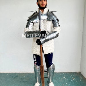 Medieval Knight Gorget Pauldron Armor Bracers & Leg Armor - Etsy