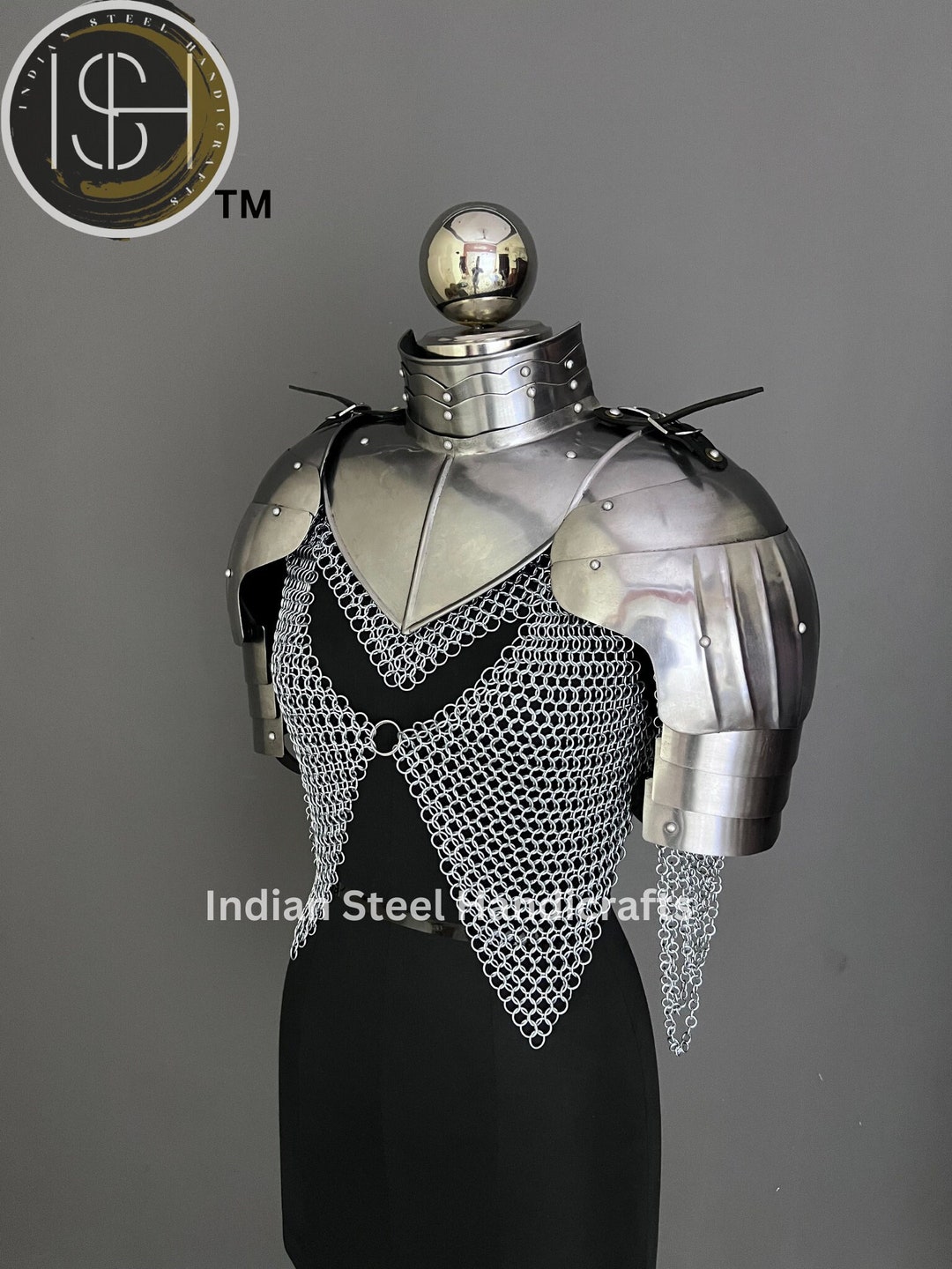 Female Knight Steel Armor: Gorget, Pouldron & Chainmail - LARP Cosplay - Etsy
