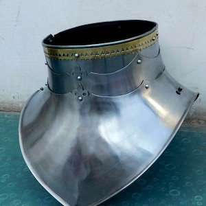 Handmade Steel Medieval Gorget: Gothic Neck Guard Armor, LARP Cosplay ...