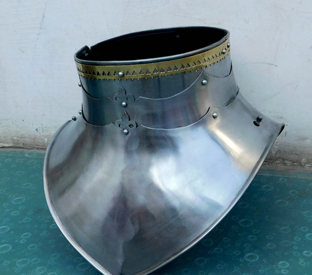 Handmade Steel Medieval Gorget: Gothic Neck Guard Armor, LARP Cosplay ...