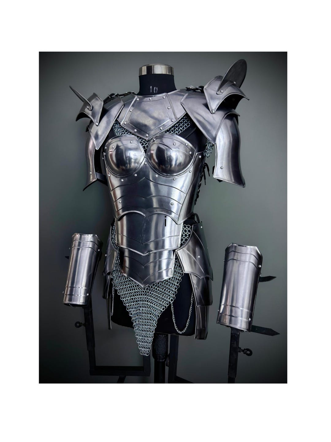 Brave Lady Knight Armor – Medieval Fantasy Costume for Cosplay & LARP ...