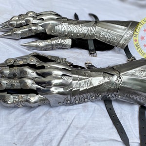Medieval Knight Gauntlet Armor Fantasy Gloves Armor Etching - Etsy Canada