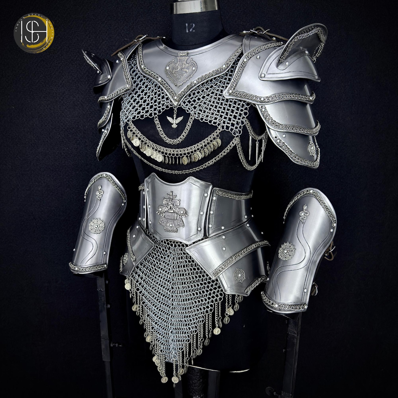 Medieval Steel Female Armor Set, Chainmail Skirt, Lady Knight Costume ...