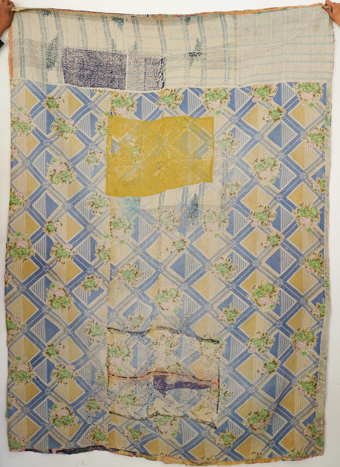 Sustainable Vintage Kantha Quilt – Upcycled Indian Cotton Throw - Etsy