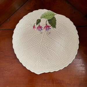 Vintage Crown Devon Plate Leaf Shape Pink Fuchsia Floral England 21cm ...