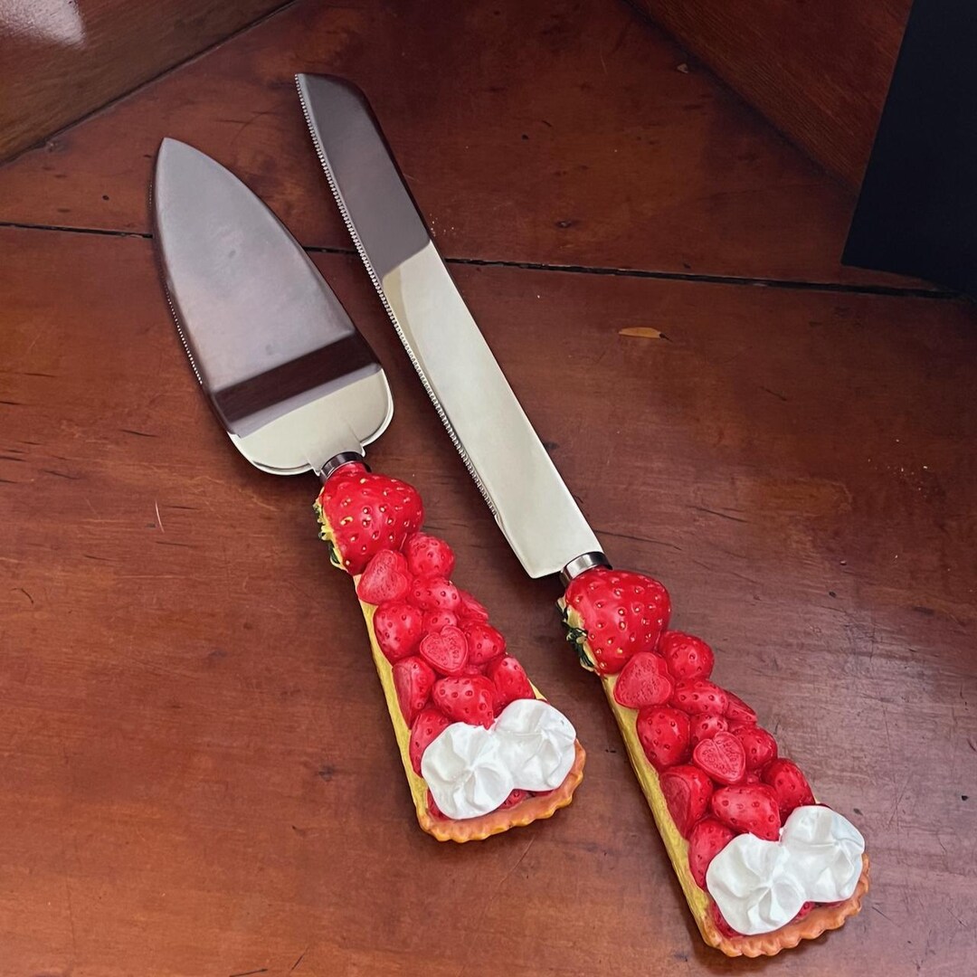 Vintage Cake Knife and Server 3D Strawberry Pie Handle Robert Gordon ...