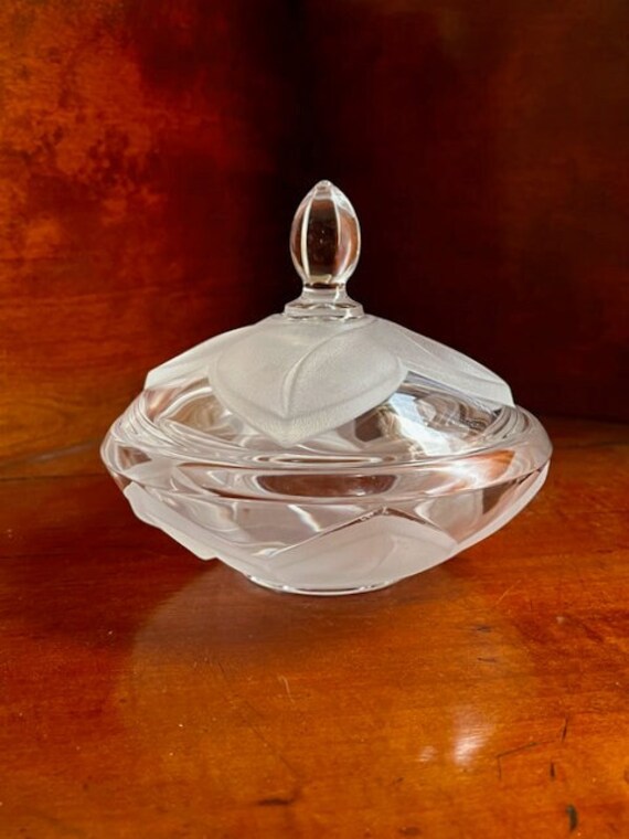 vintage glass powder bowl - Gem