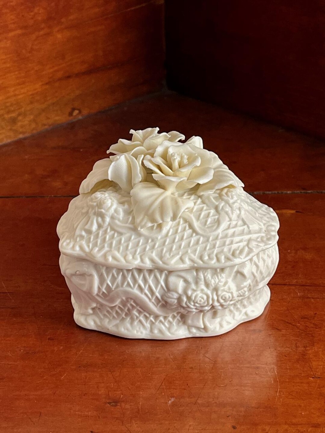 Vintage Trinket Box Heart Shape Majolica Florals Rococo Lattice Cream ...