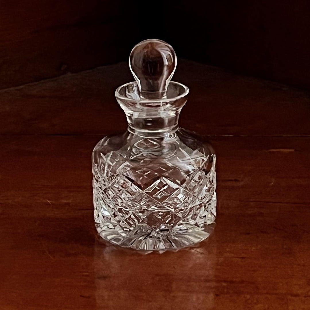 Vintage Perfume Bottle Elegant Cut Crystal Glass 8cm Tall. Farmhouse ...