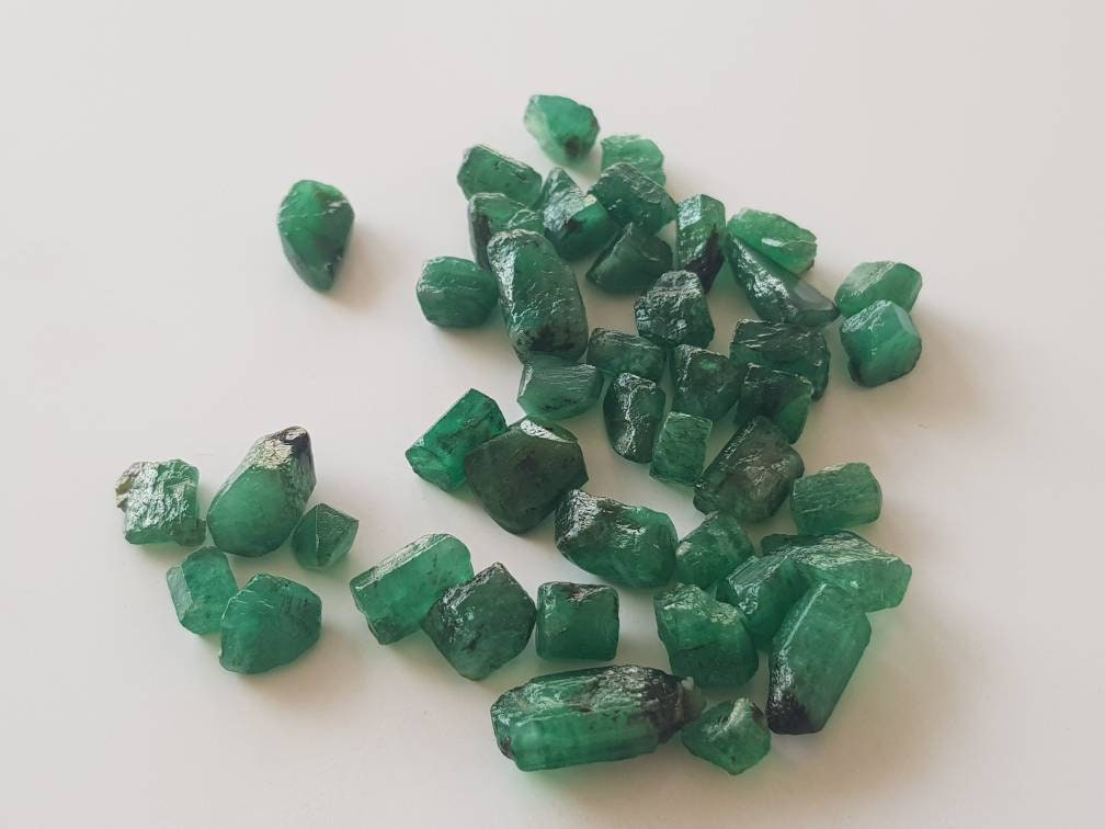 10pc lot Emerald rough stone 100%Natural raw emerald loose | Etsy