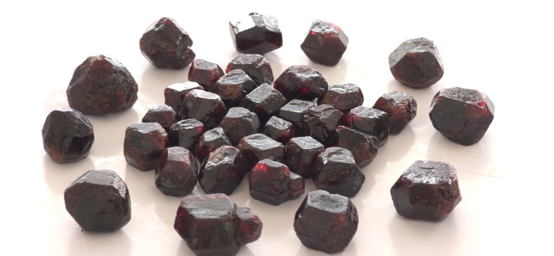 Natural Garnet Dodecahedron Crystal (15-25mm) | Untreated Raw Garnet ...