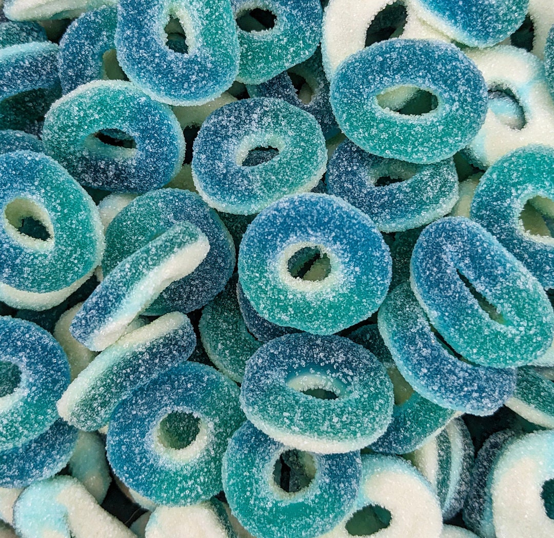 FIZZY BLUEBERRY RINGS Pick & Mix Candy Sweets Wedding Blue Razz Party ...