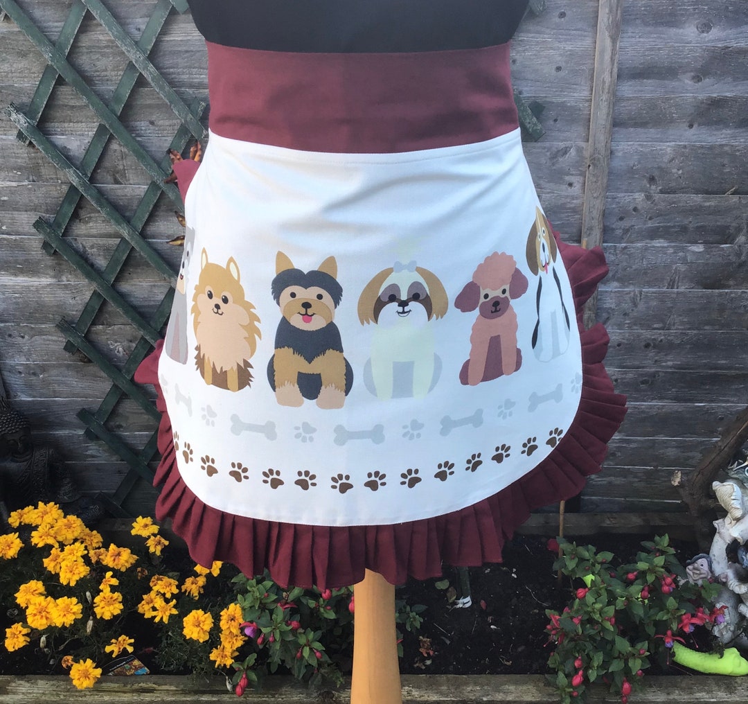 Dog Print Apron Gift Set: Frilly Half Apron, Bowl Cosy & Finger Mitts ...